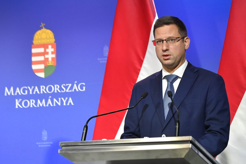 Gulyás Gergely: Abban a köztéri formában, ahogy megismertük, nem lesz ...